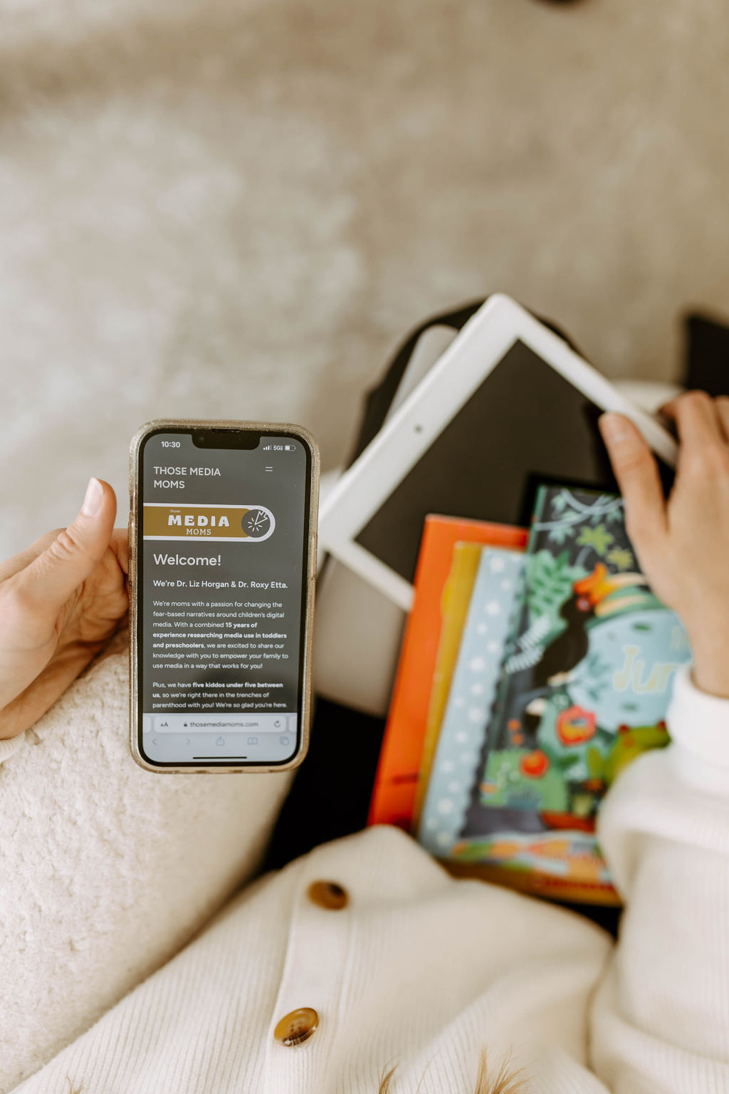 Contact - those media moms